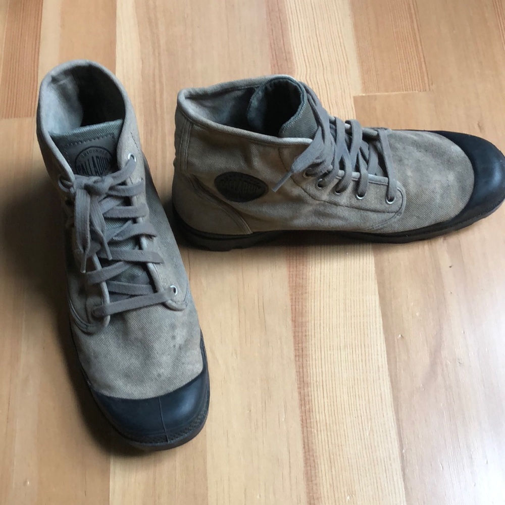 Men’s Palladium Army Green Canvas Boots. - Gem